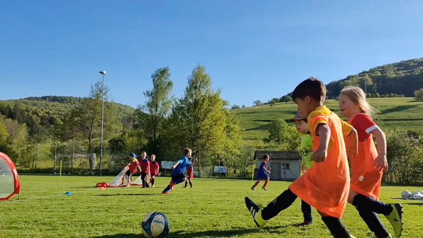 FC Zeiningen Fussballplatz Sanierung - Heroslocaux | La plateforme ...